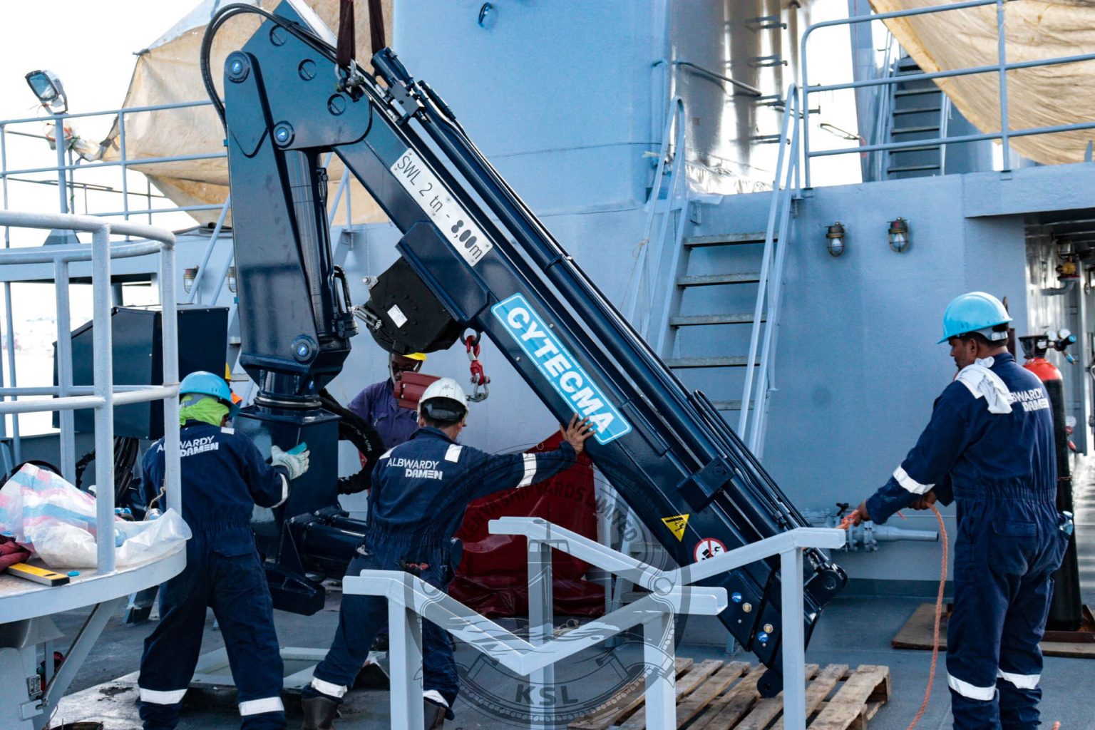 KENYA NAVY SHIP SHUPAVU FLOATATION AND MOUNTING OF DAVIT CRANE – Kenya ...